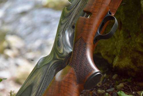 How to identify the best custom rifle stock makers
