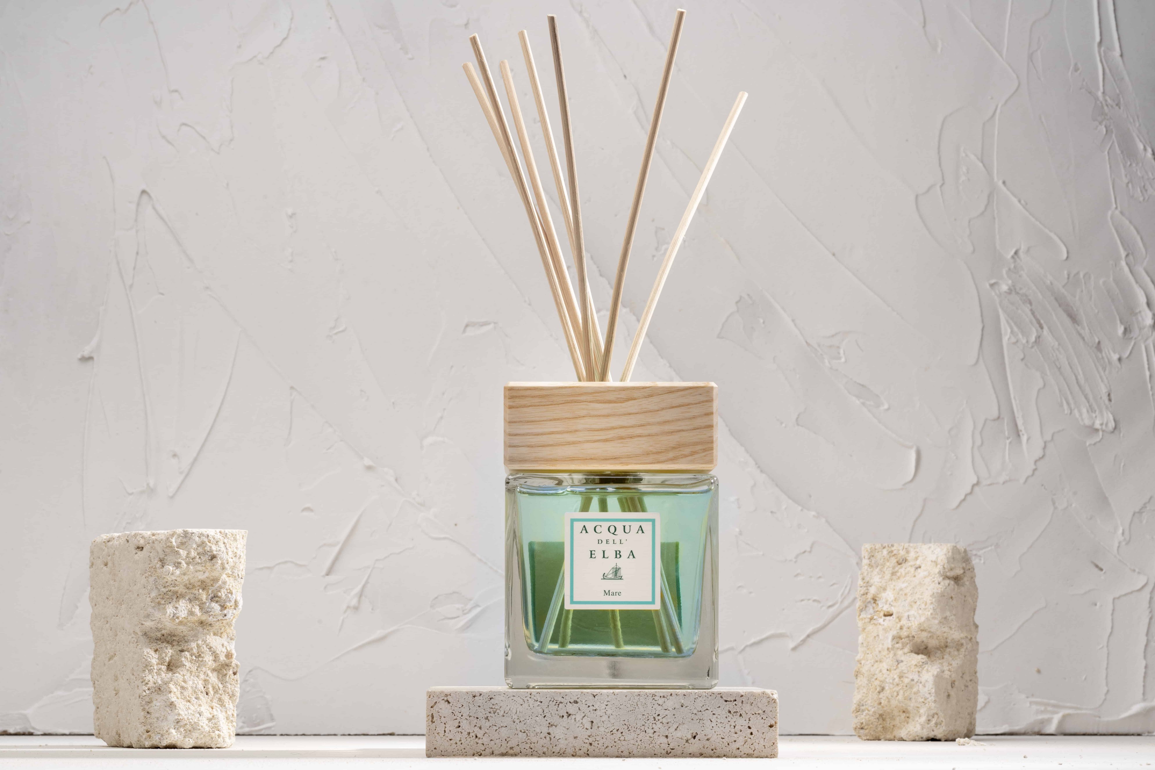 Wooden diffuser cap: natural luxury for home fragrance packaging